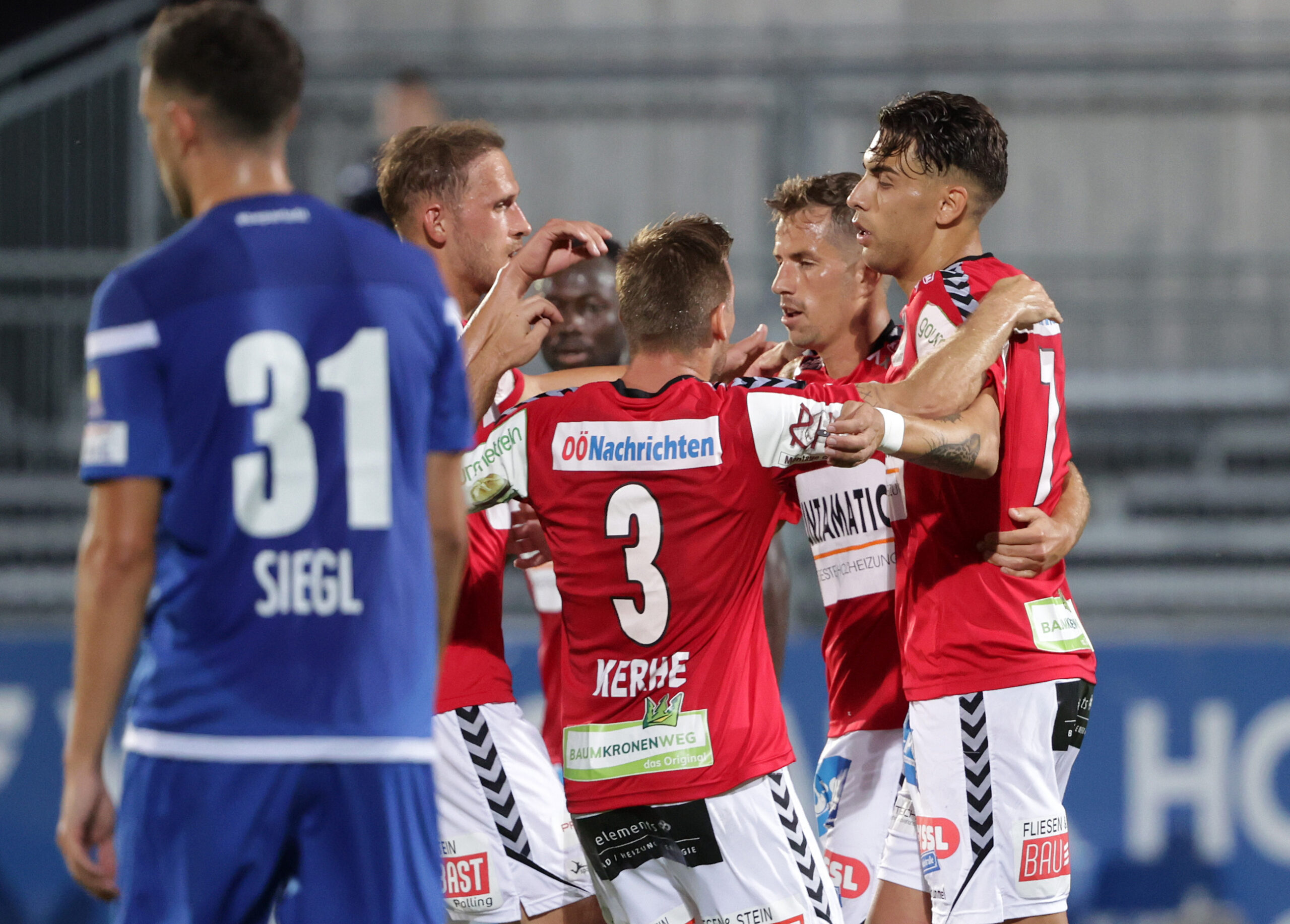 2:3 - SV Ried übernimmt Tabellenführung - SV Ried